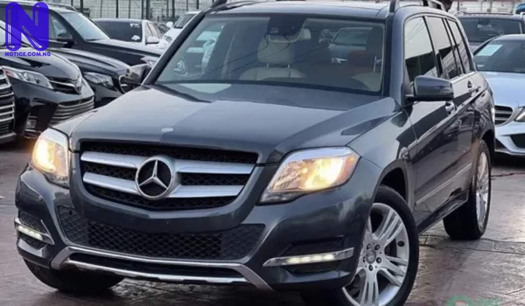 2022 Glk350 Interior